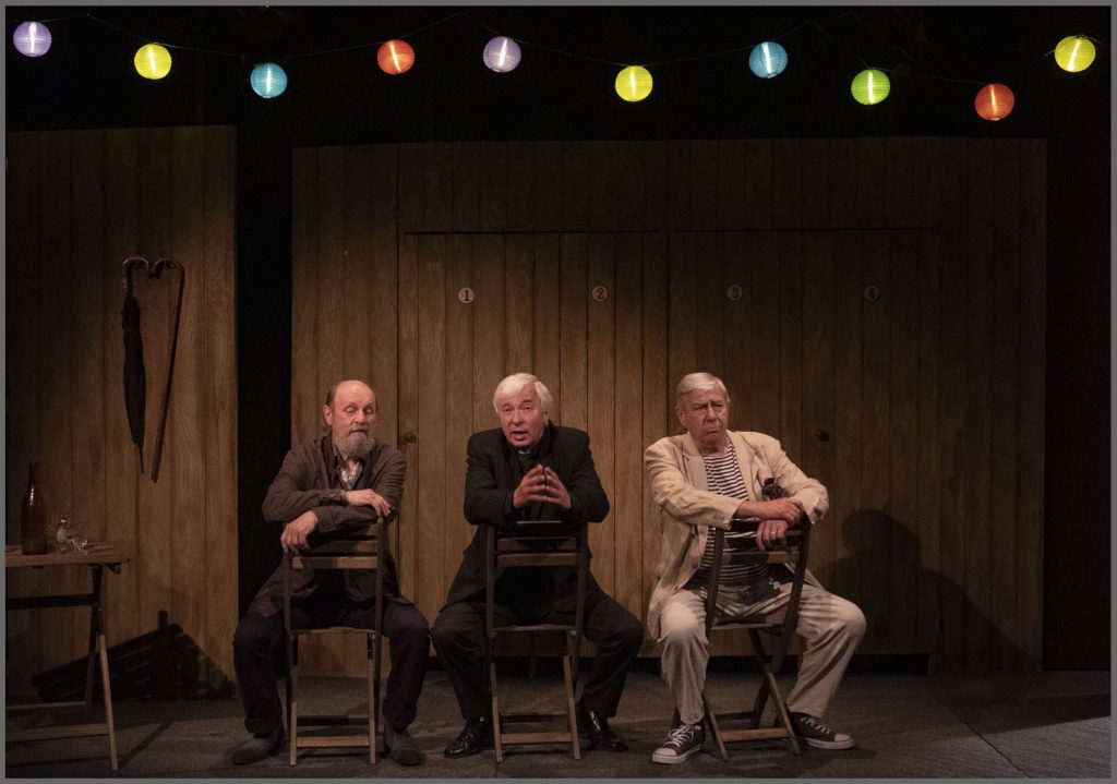 Letní divadelní tipy z Divadla Viola | divadlo.cz